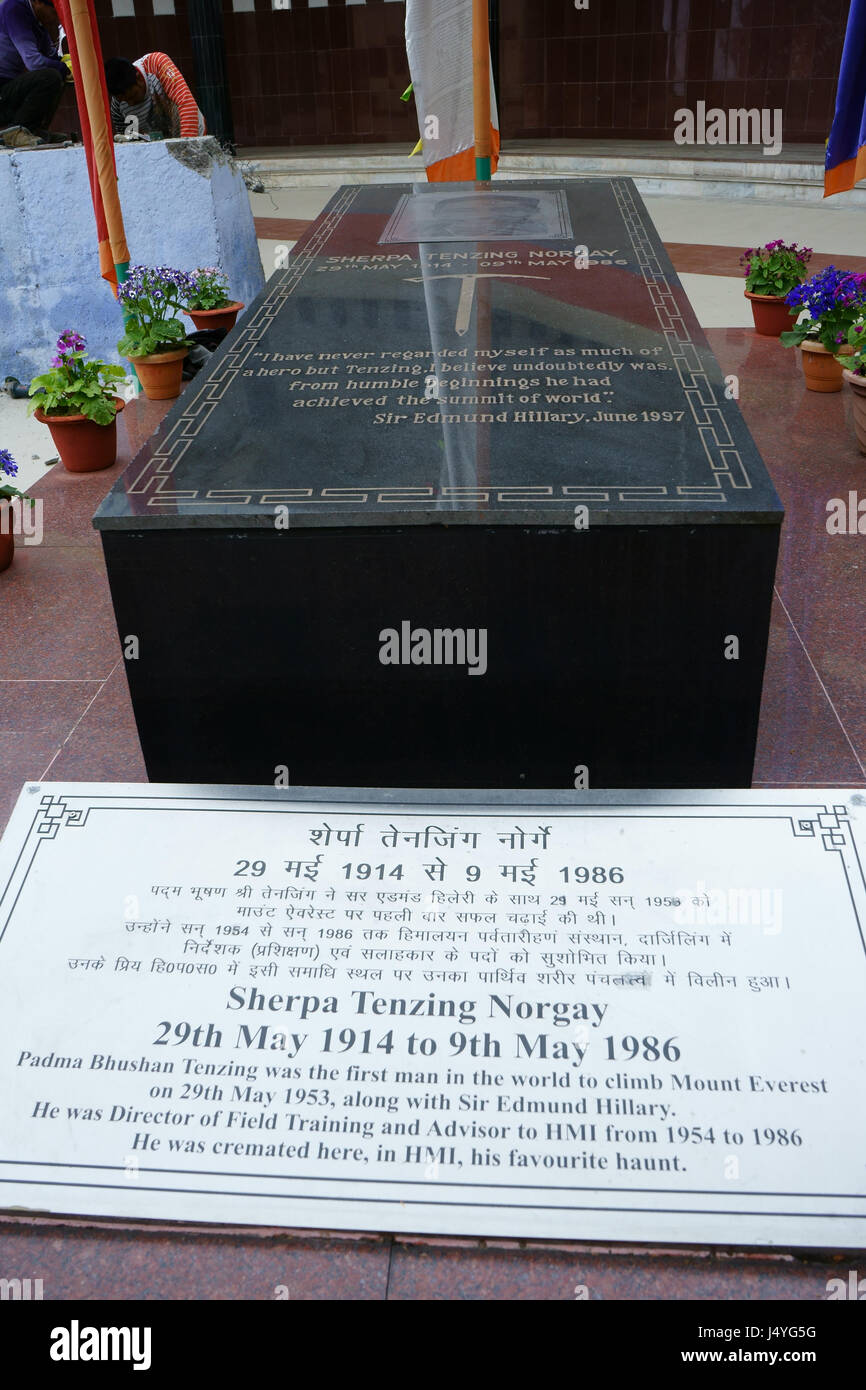 Grave of Sherpa Tenzing Norgay, conquerer of Mt. Everest, Darjeeling ...