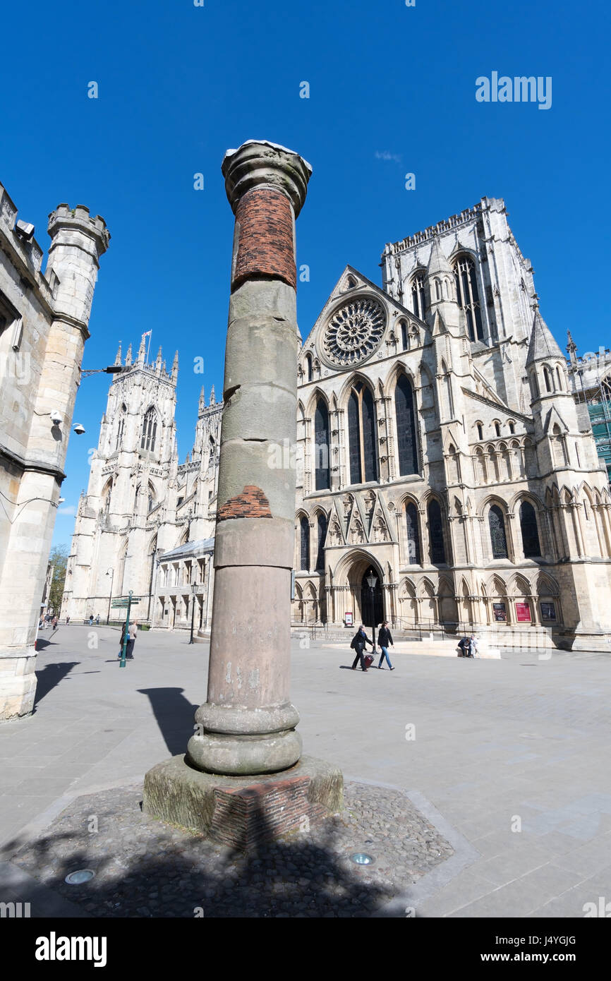 Roman column hi-res stock photography and images - Alamy
