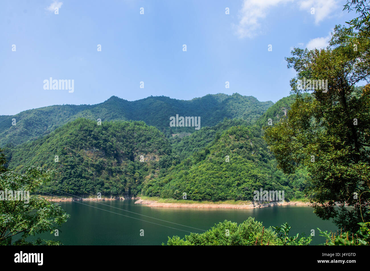 Reservoir scenery hi-res stock photography and images - Alamy