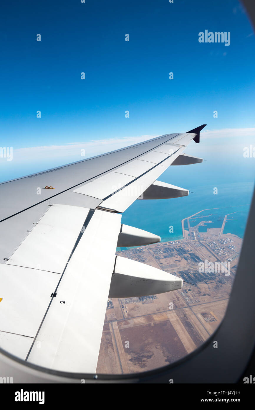 Aerial view above airplane landing hi-res stock photography and images ...