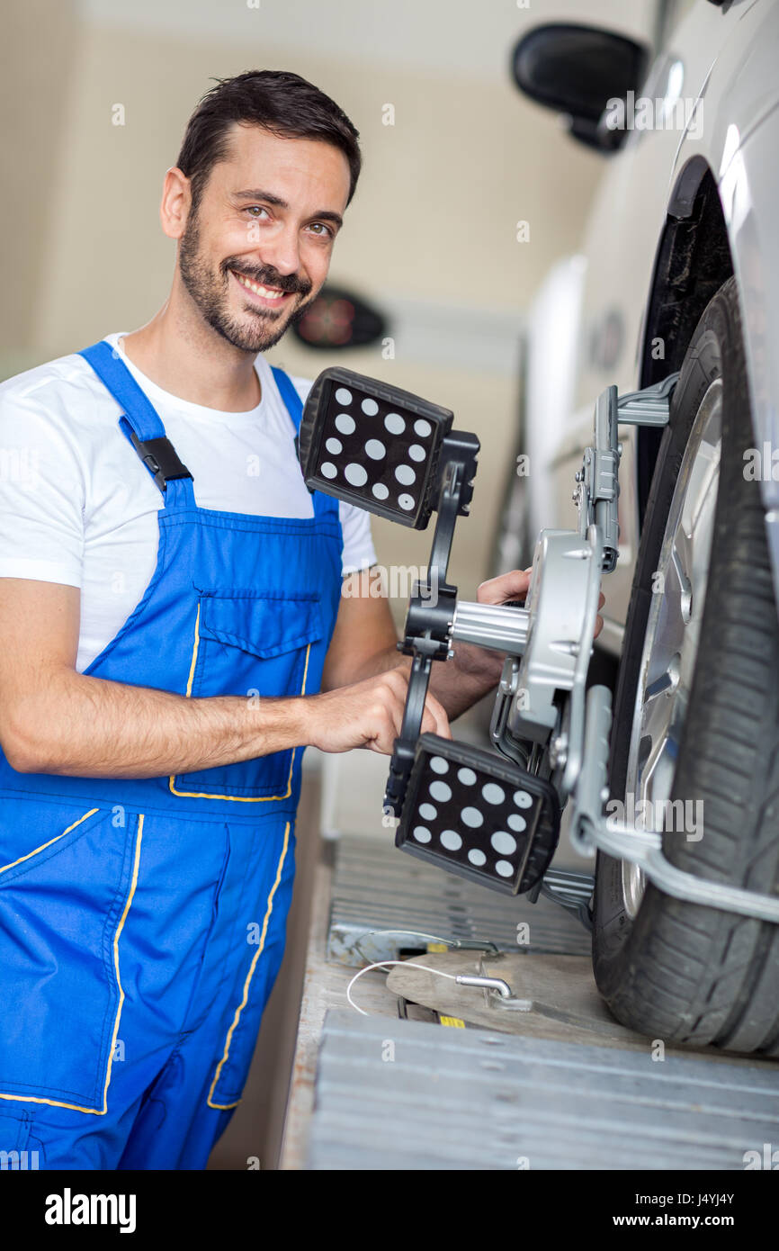 Angle alignment hi-res stock photography and images - Alamy