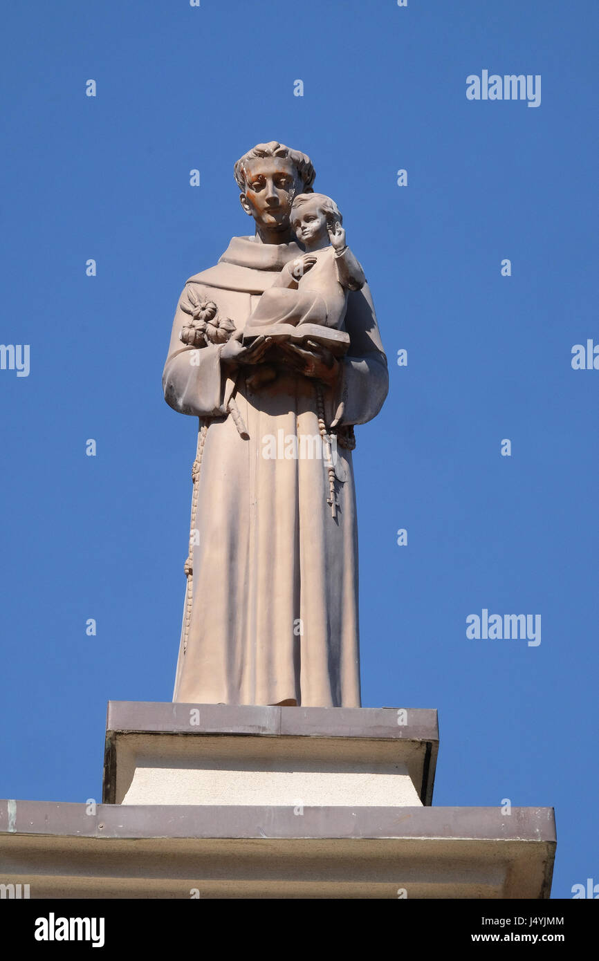 Saint anthony of padua chapel hi-res stock photography and images - Alamy