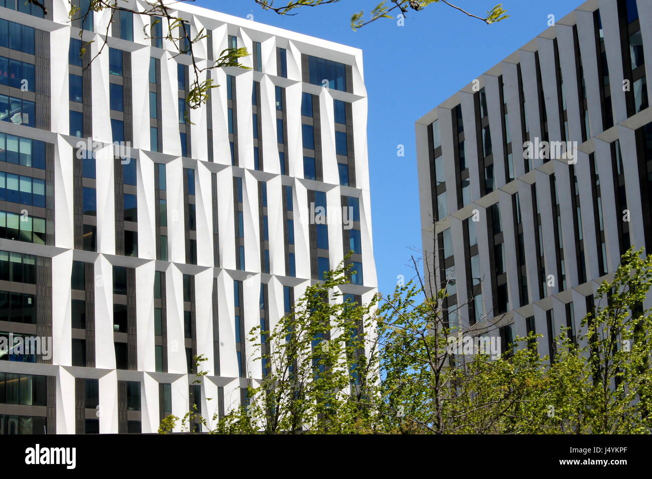 The new Campus North Residential Commons at the University of Chicago ...