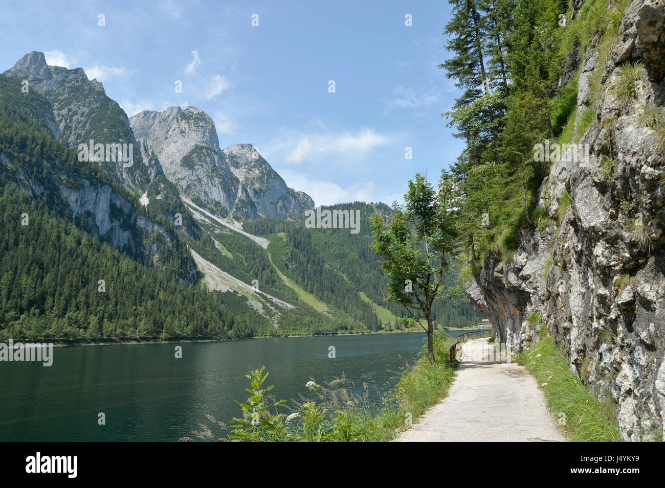 Gosau lake salzkammergut austria hi-res stock photography and images ...
