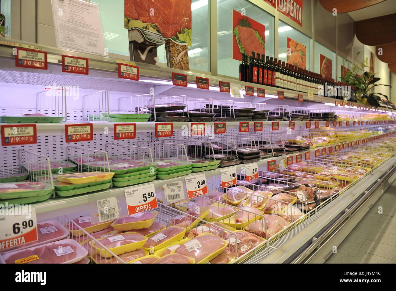 Beef steak red meat on display in a butchers shop Stock Photo - Alamy