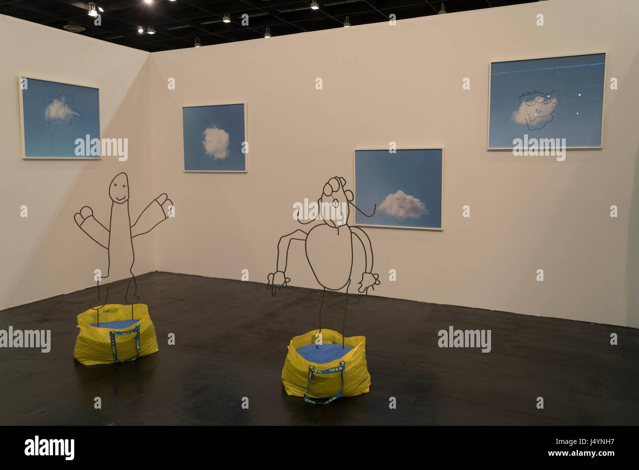 The artist Flaka Haliti showscloud-photographs with computer-drawings ...