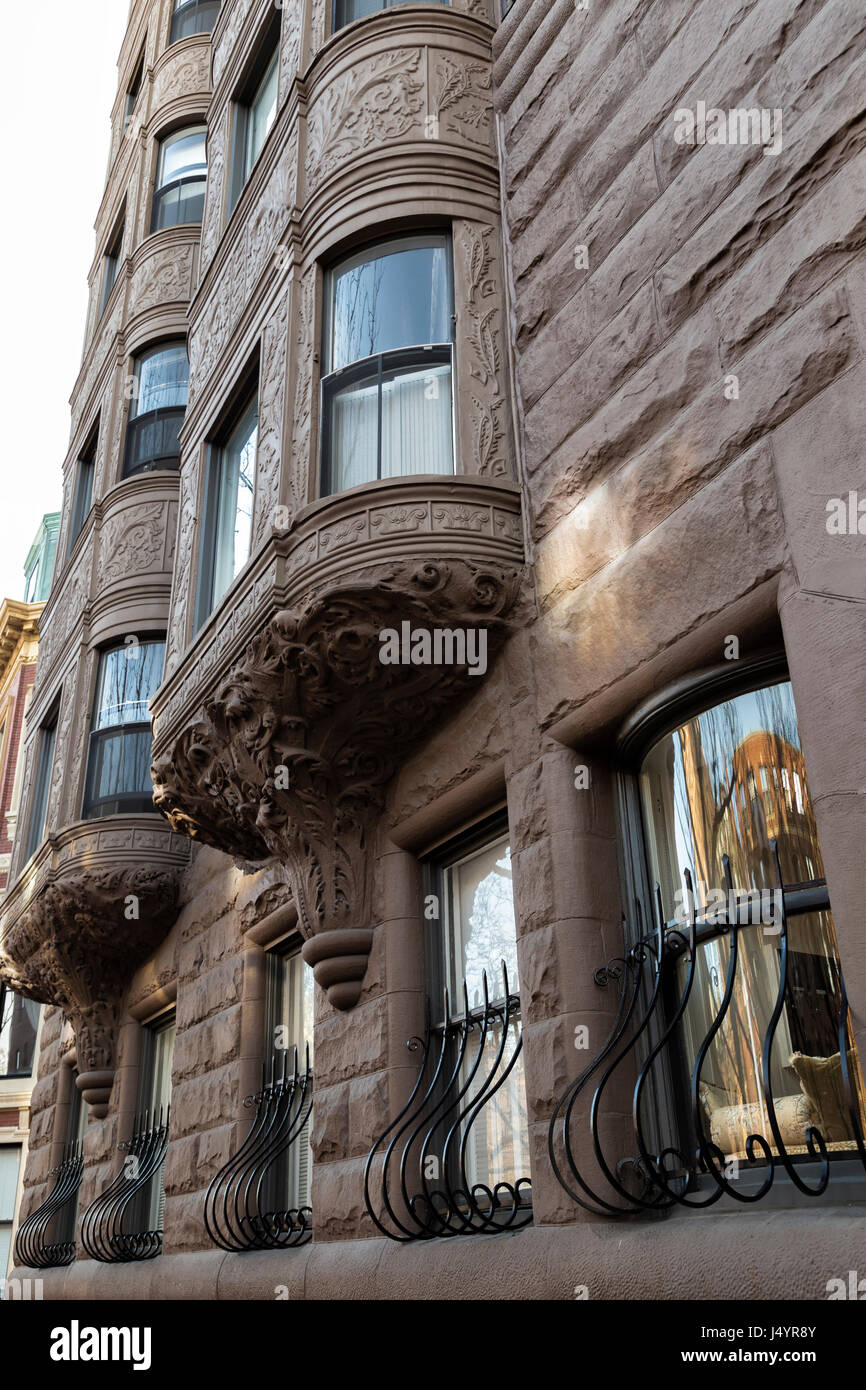 Box bay windows hi-res stock photography and images - Alamy