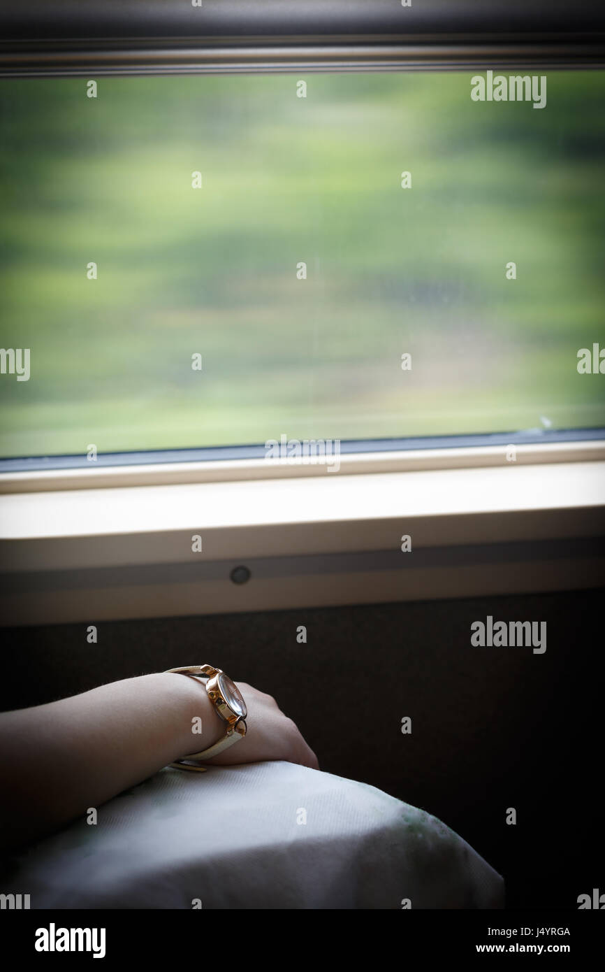Train windows hi-res stock photography and images - Alamy