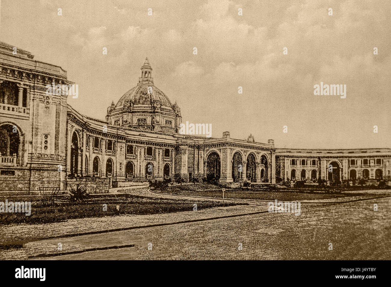 Vintage 1900s old photo of vidhan sabha bhawan, lucknow, uttar pradesh ... Vintage 1900s old photo of vidhan sabha bhawan, lucknow, uttar pradesh ...