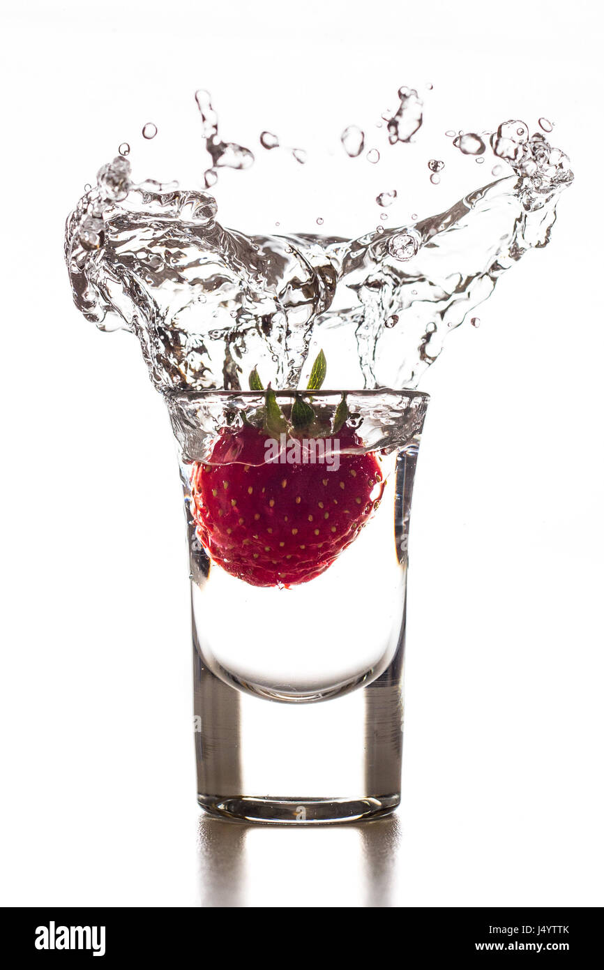 Falling glass water hi-res stock photography and images - Alamy