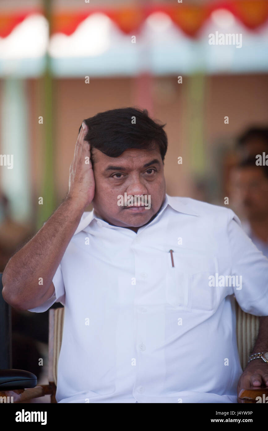 Indian r hi-res stock photography and images - Alamy