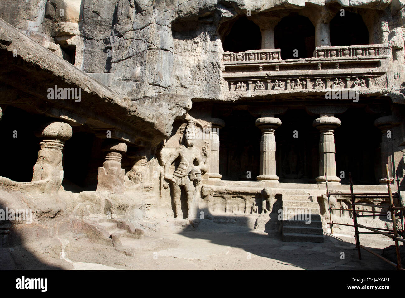 Kailasa kailasanatha temple ellora caves hi-res stock photography and ...
