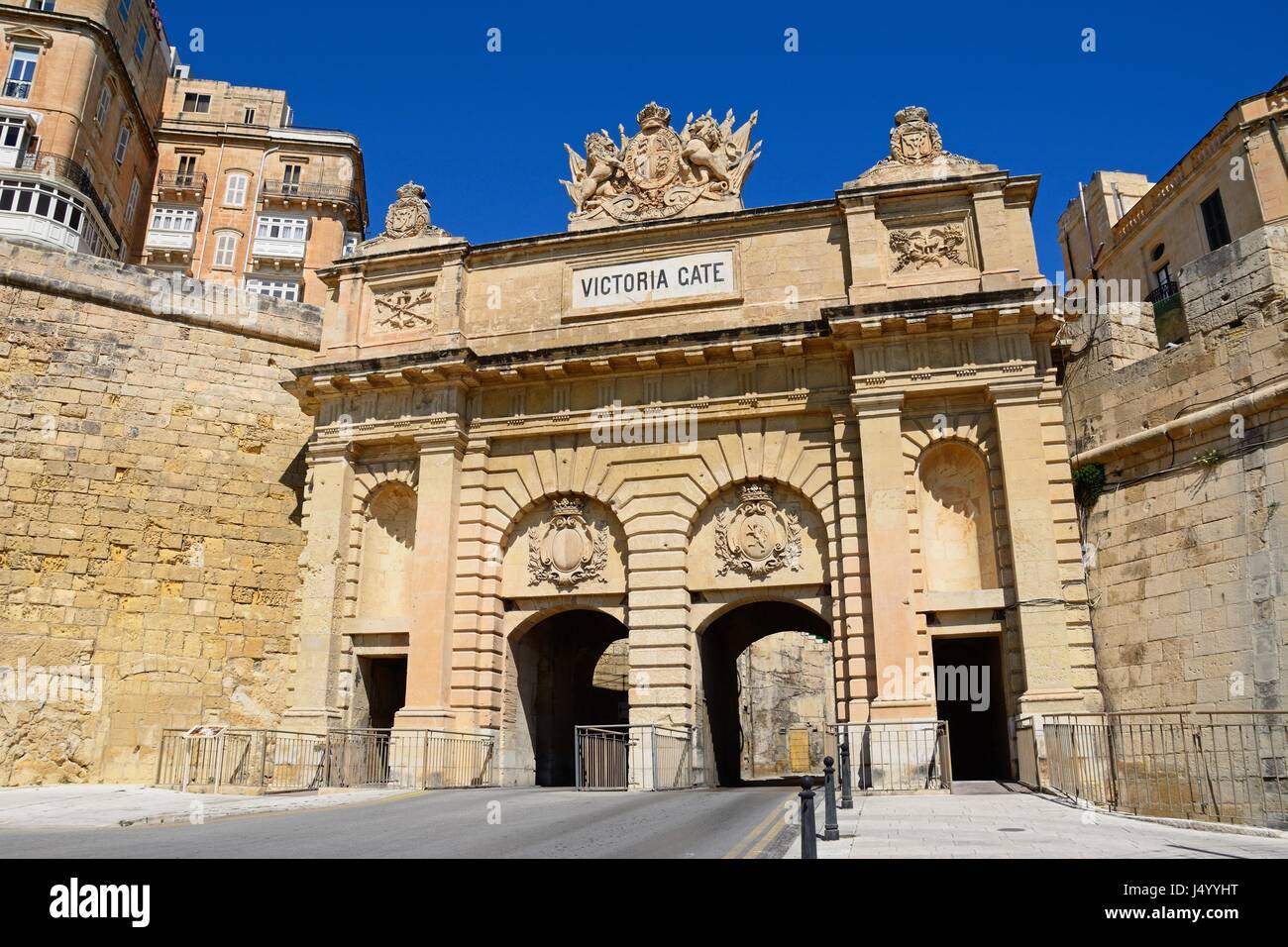 Victorian gate hi-res stock photography and images - Alamy