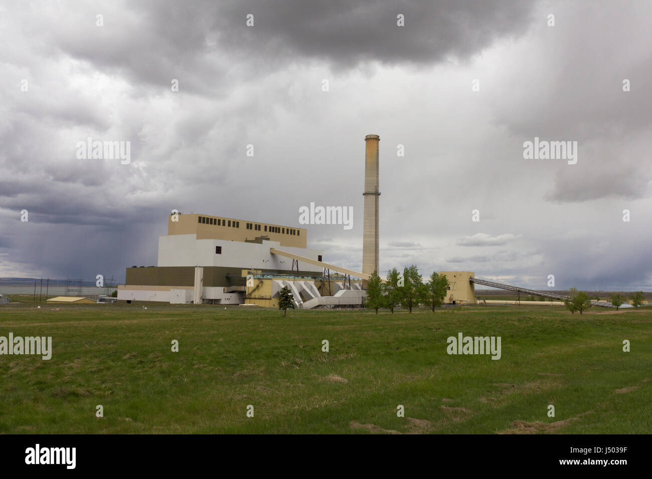 Sheerness Generating Station coal power plant Stock Photo - Alamy