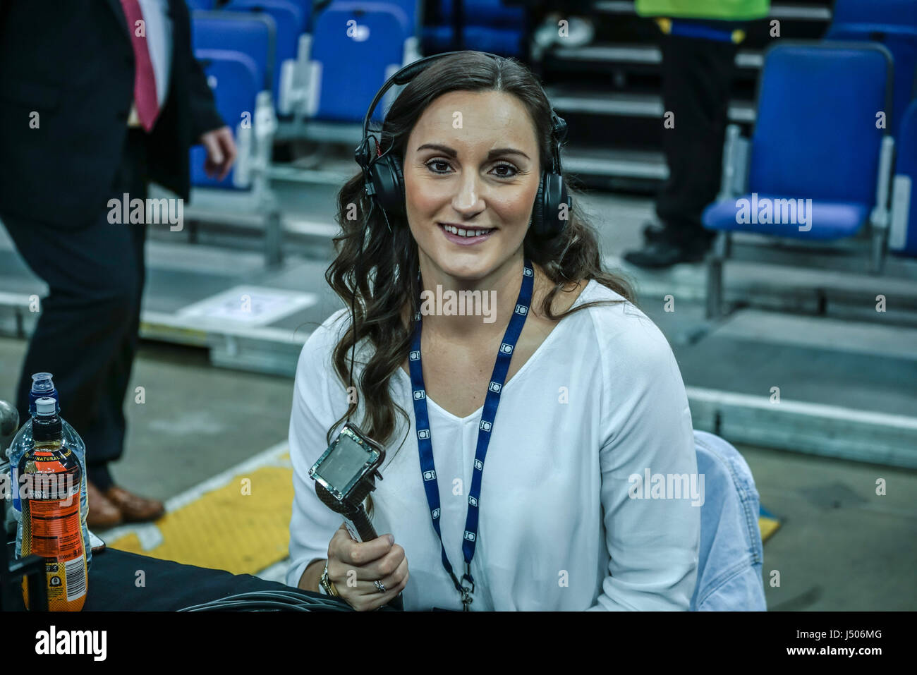 London, England, UK. 14th May, 2017. Helen Naylor a commentary at the ...