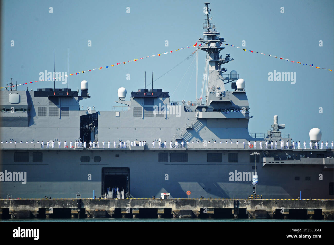 Singapore. 15th May, 2017. Japan Navy helicopter carrier "Izumo ...
