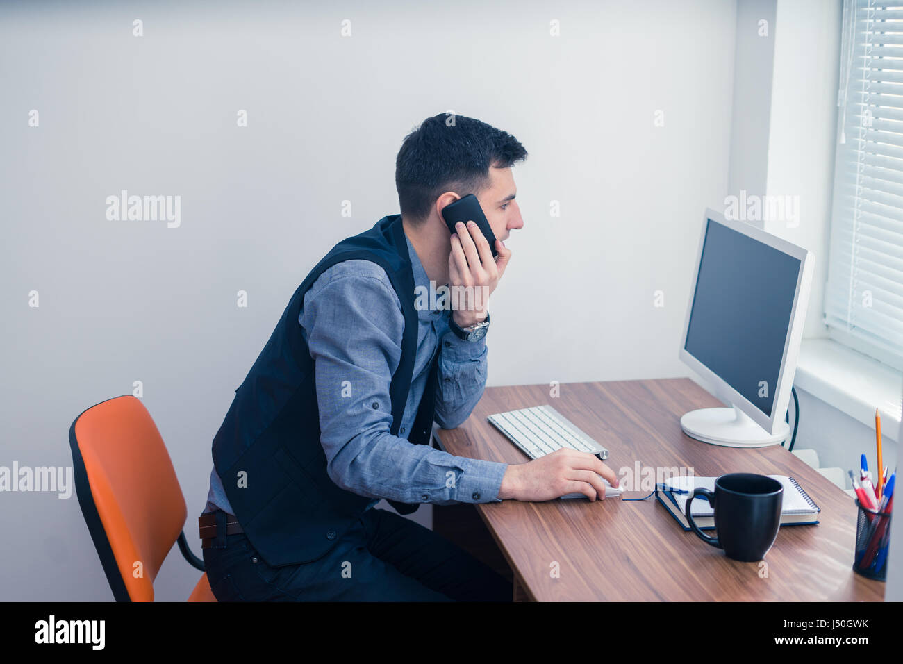 Computer ordering hi-res stock photography and images - Alamy