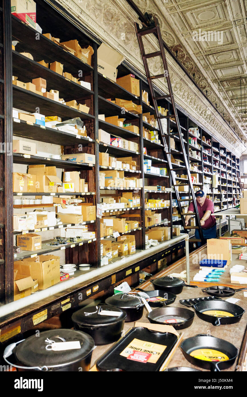 Porter hardware hi-res stock photography and images - Alamy