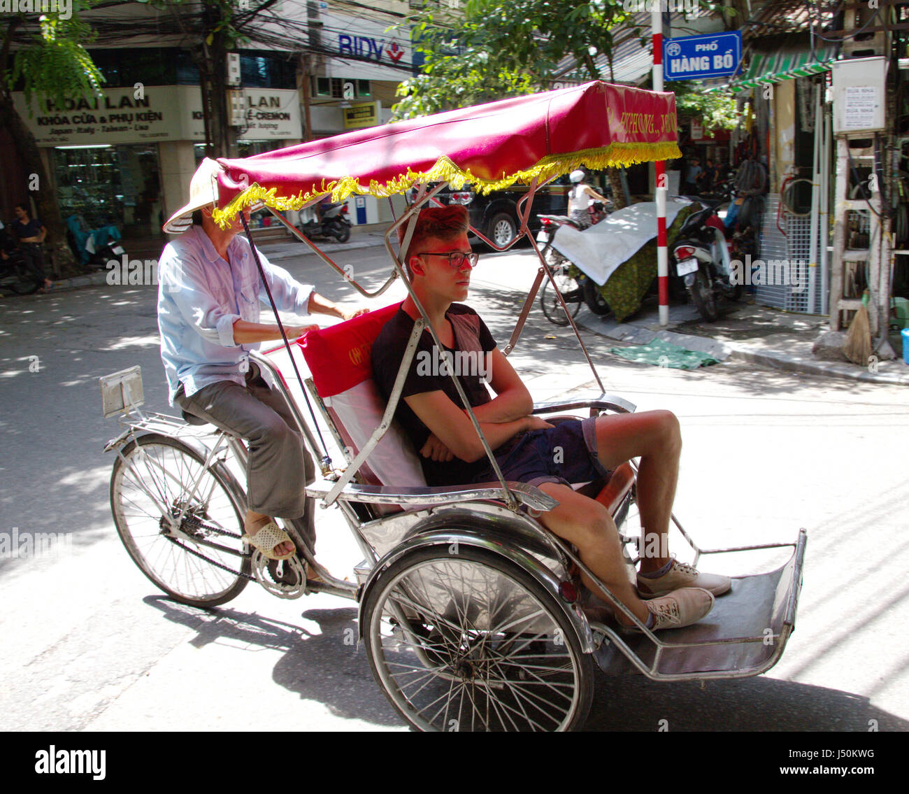 Cyclo trishaw hi-res stock photography and images - Alamy