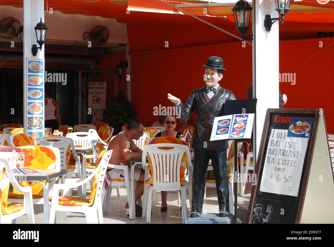 Pavement menu boards hi-res stock photography and images - Alamy