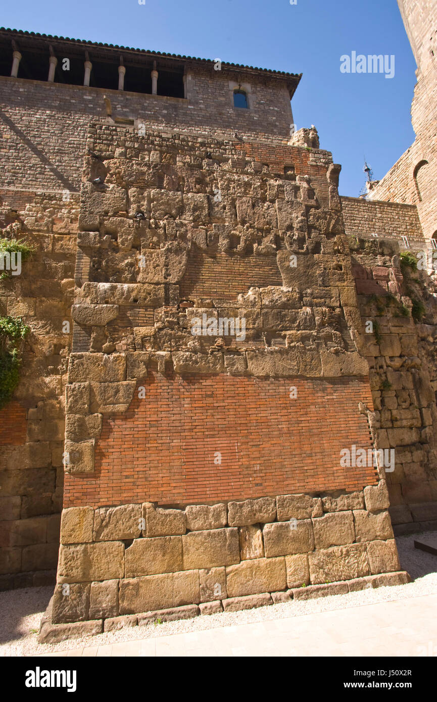 Roman walls hi-res stock photography and images - Alamy