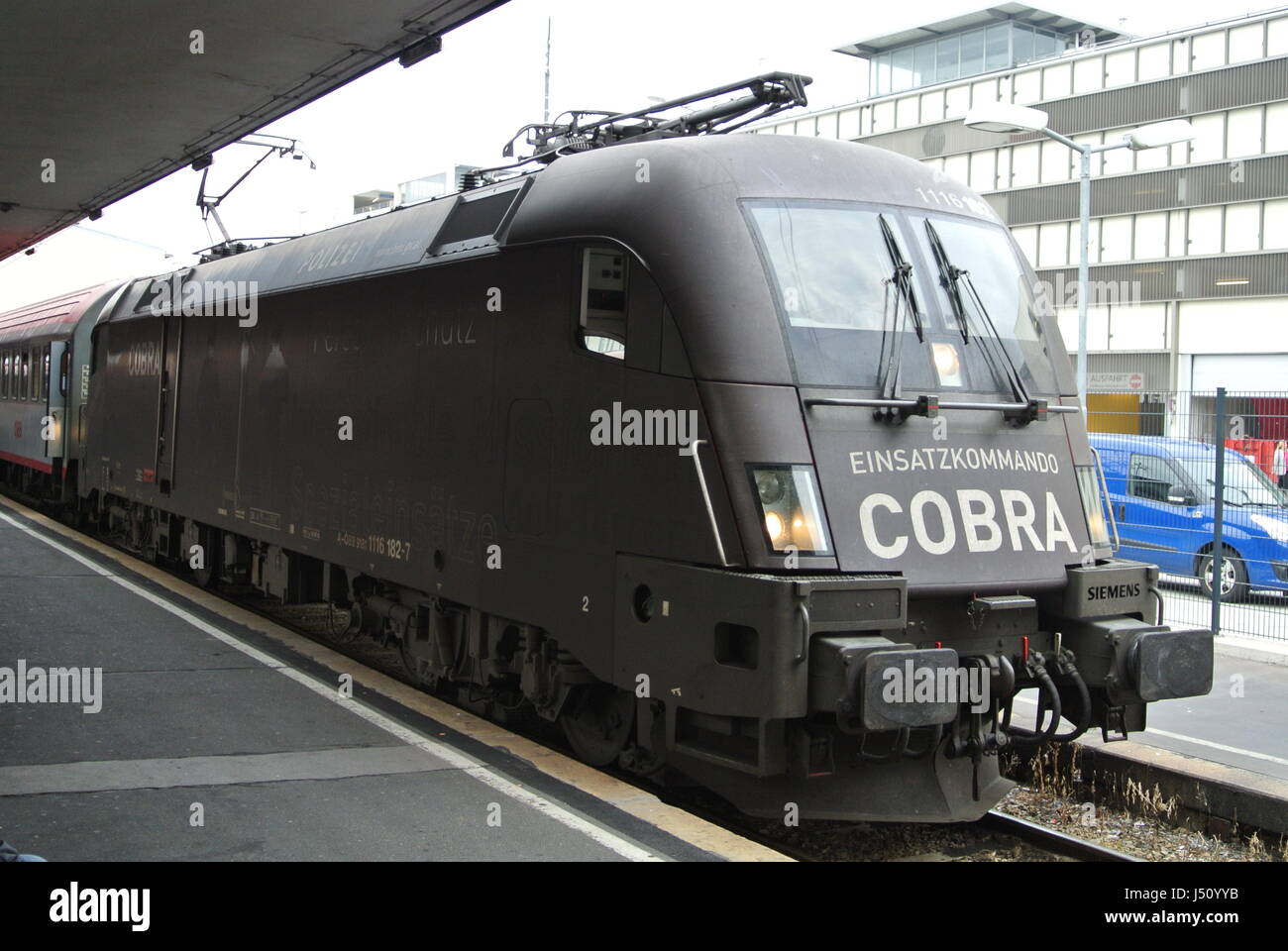 Eko cobra zug hi-res stock photography and images - Alamy