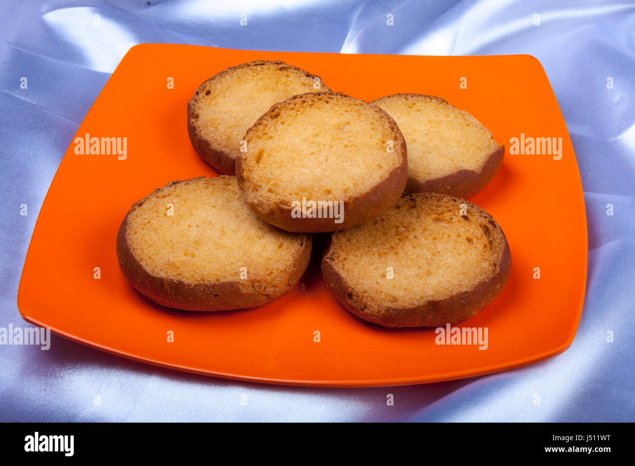 Round patties hi-res stock photography and images - Alamy