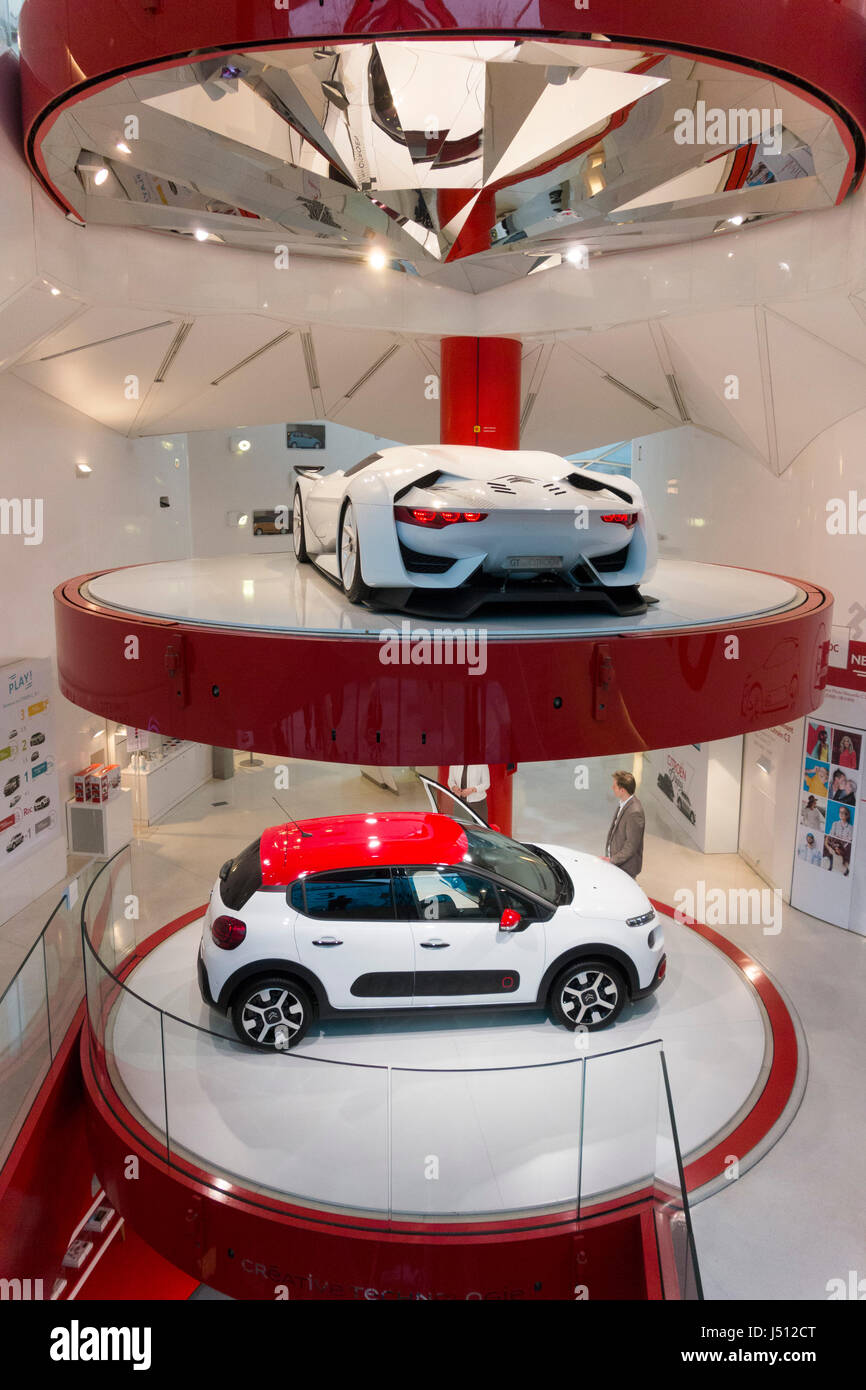 Citroen car dealership, Champs-Élysées, Paris, France Stock Photo - Alamy