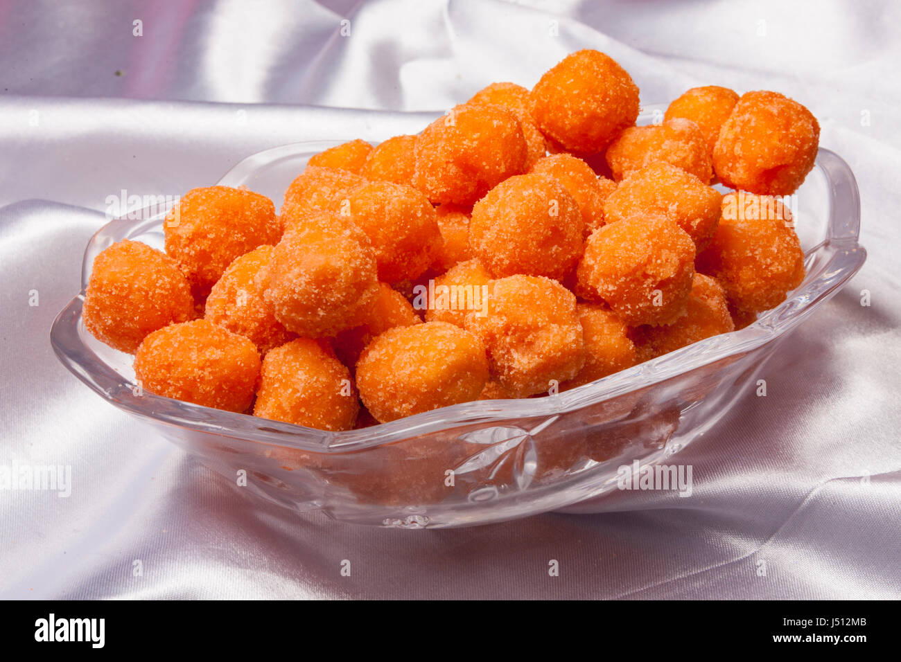 Deep fried crackers hi-res stock photography and images - Alamy