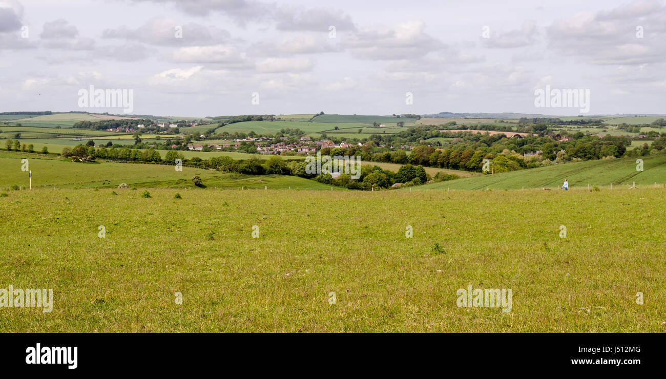 Fields overlooking the Frome Valley an the rolling hills of England's ...