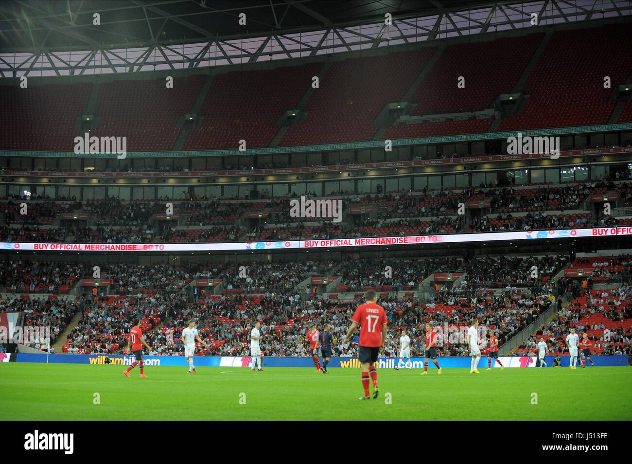 Wembley football stadium empty hi-res stock photography and images - Alamy