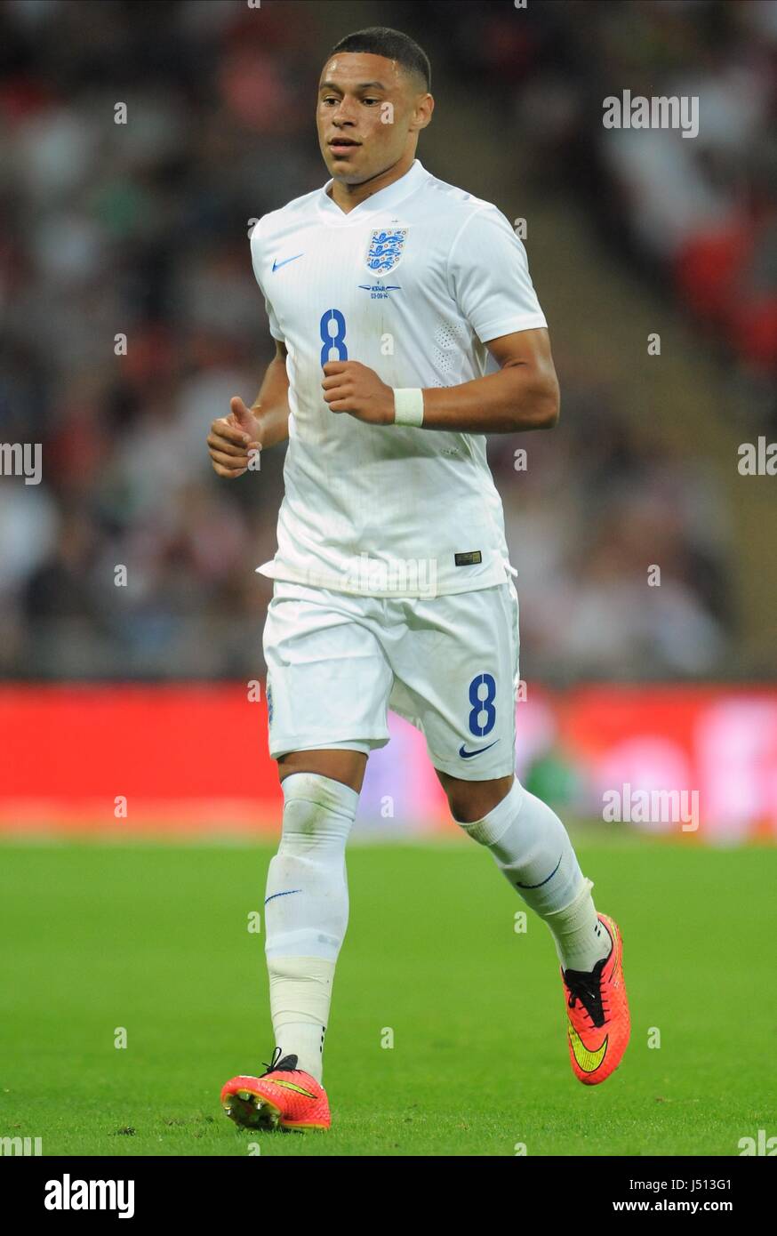 ALEX OXLADE-CHAMBERLAIN ENGLAND ARSENAL ENGLAND & ARSENAL WEMBLEY ...