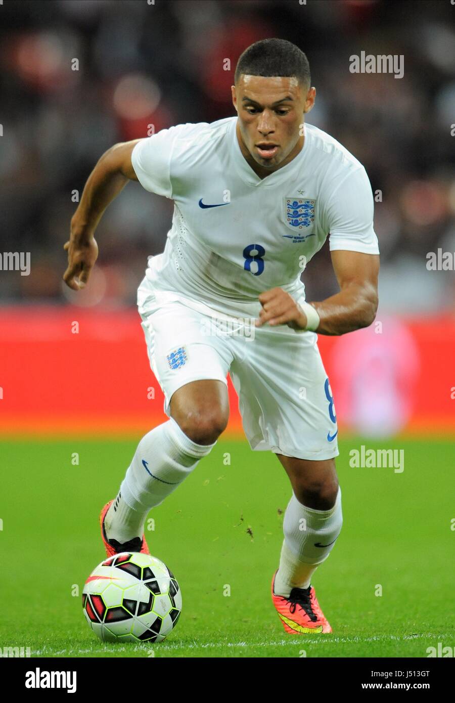 ALEX OXLADE-CHAMBERLAIN ENGLAND ARSENAL ENGLAND & ARSENAL WEMBLEY ...