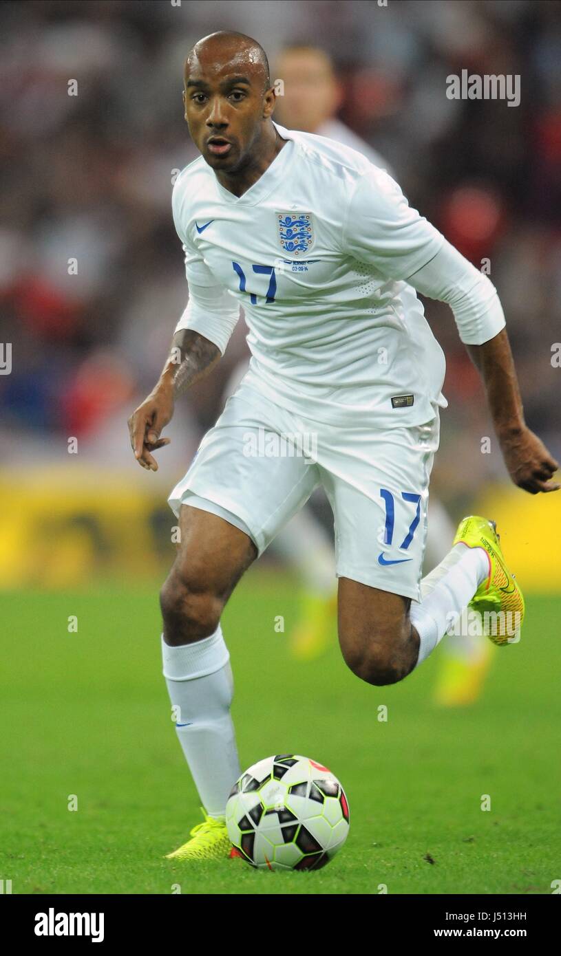 FABIAN DELPH ENGLAND ASTON VILLA FC ENGLAND & ASTON VILLA FC WEMBLEY ...