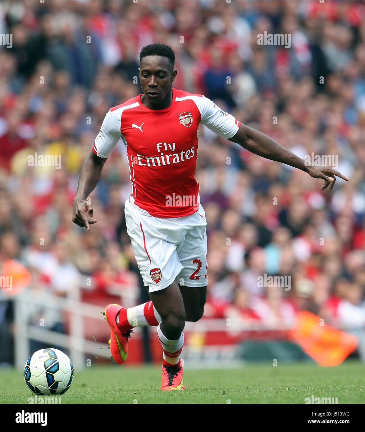 DANNY WELBECK ARSENAL FC ARSENAL FC EMIRATES STADIUM LONDON ENGLAND 13 ...