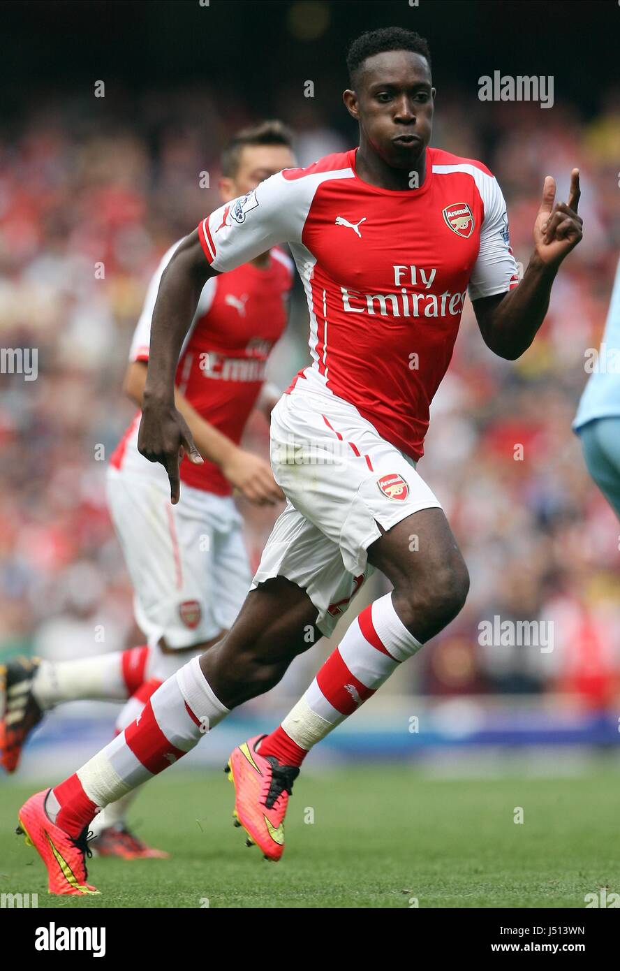 DANNY WELBECK ARSENAL FC ARSENAL FC EMIRATES STADIUM LONDON ENGLAND 13 ...