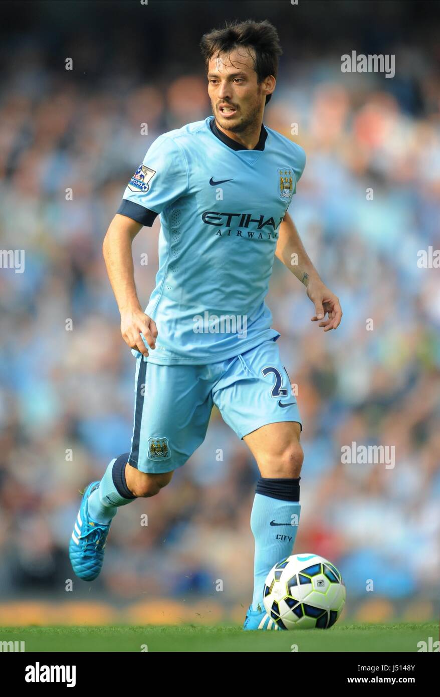 David silva manchester etihad 21 hi-res stock photography and images ...