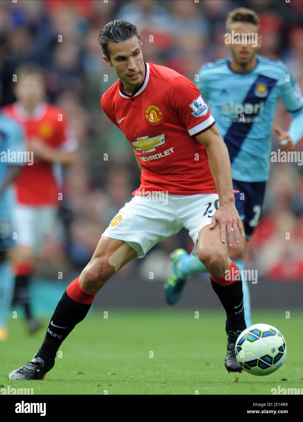 ROBIN VAN PERSIE MANCHESTER UNITED FC MANCHESTER UNITED FC OLD TRAFFORD ...