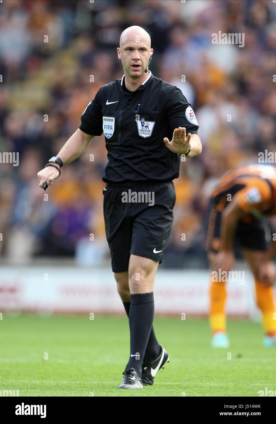 ANTHONY TAYLOR PREMIERSHIP REFEREE PREMIERSHIP REFEREE KC STADIUM HULL ...