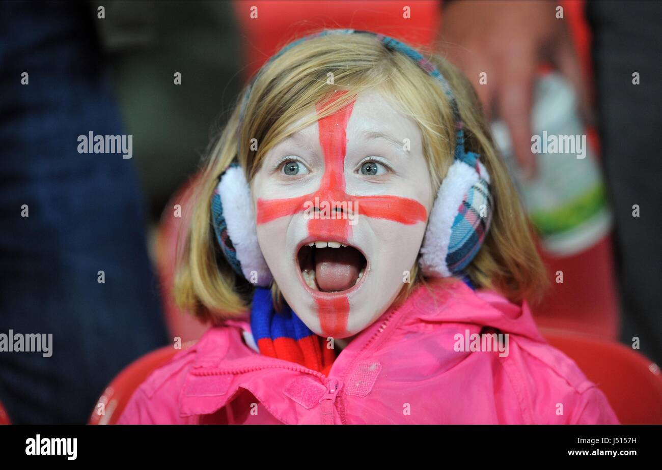 England football fan face paint hi-res stock photography and images - Alamy