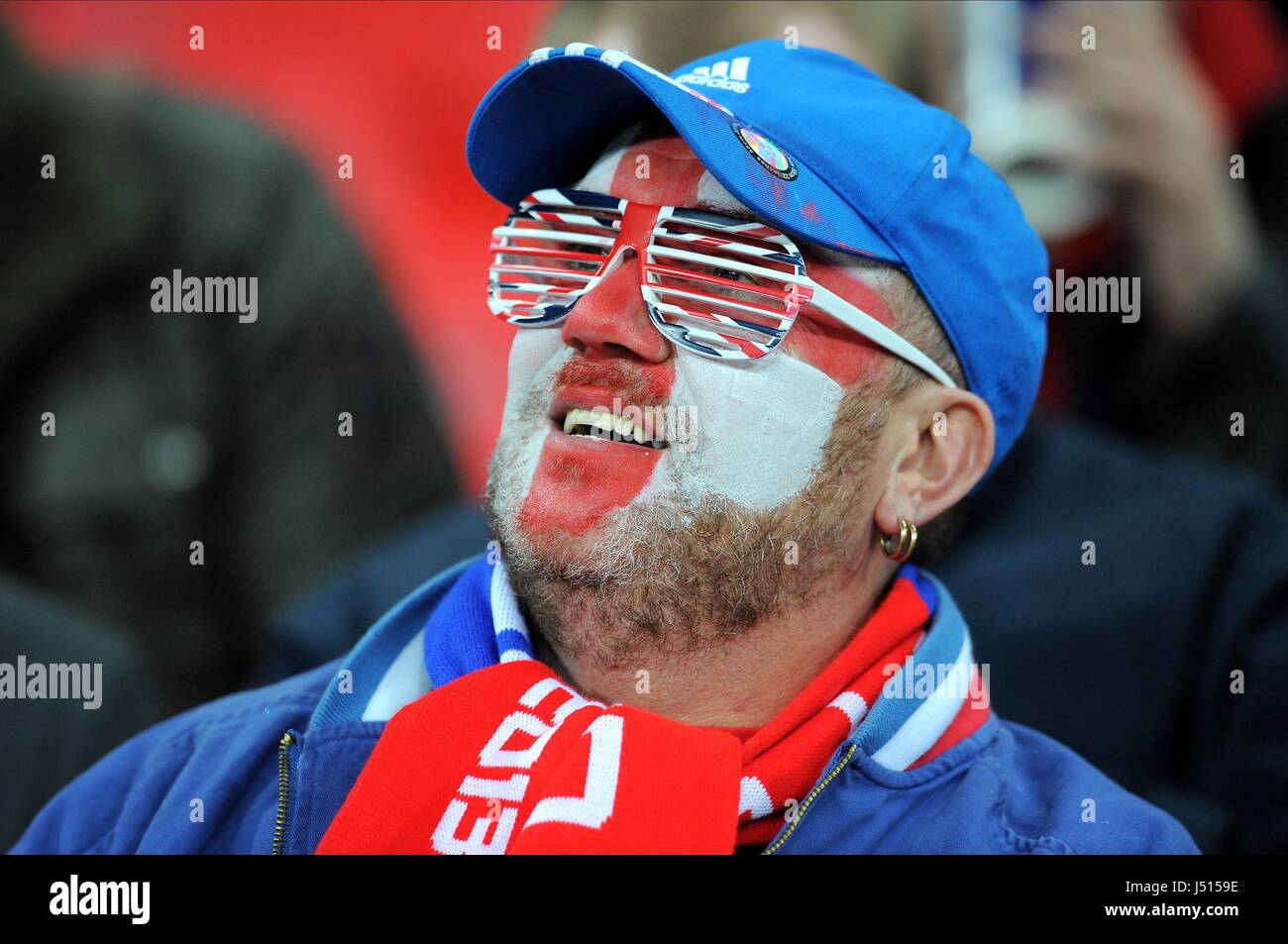 ENGLAND FAN WITH FACE FAINT ENGLAND V SAN MARINO ENGLAND V SAN MARINO ...