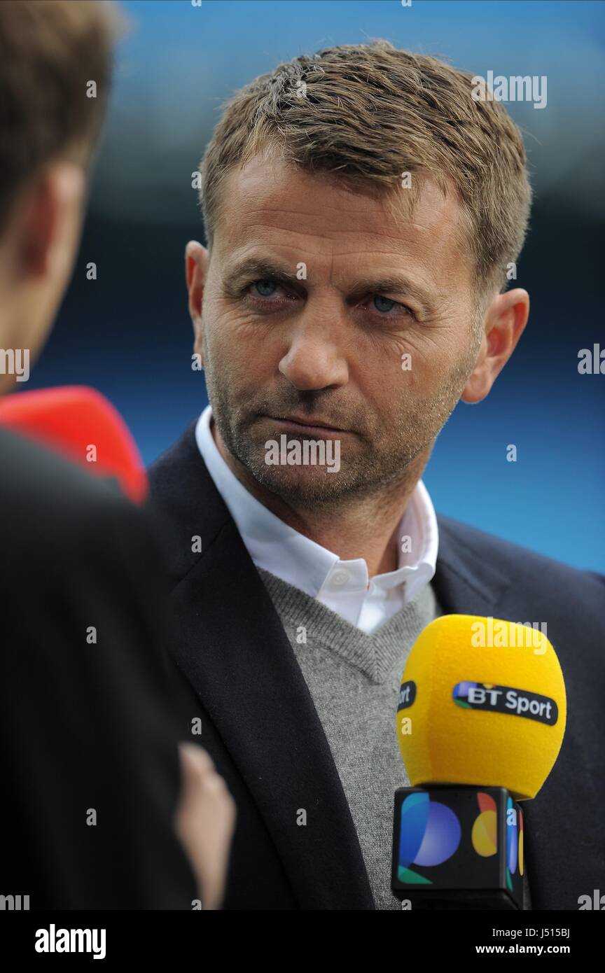 TIM SHERWOOD EX TOTTENHAM HOTSPUR FC MANAGE ETIHAD STADIUM MANCHESTER ...
