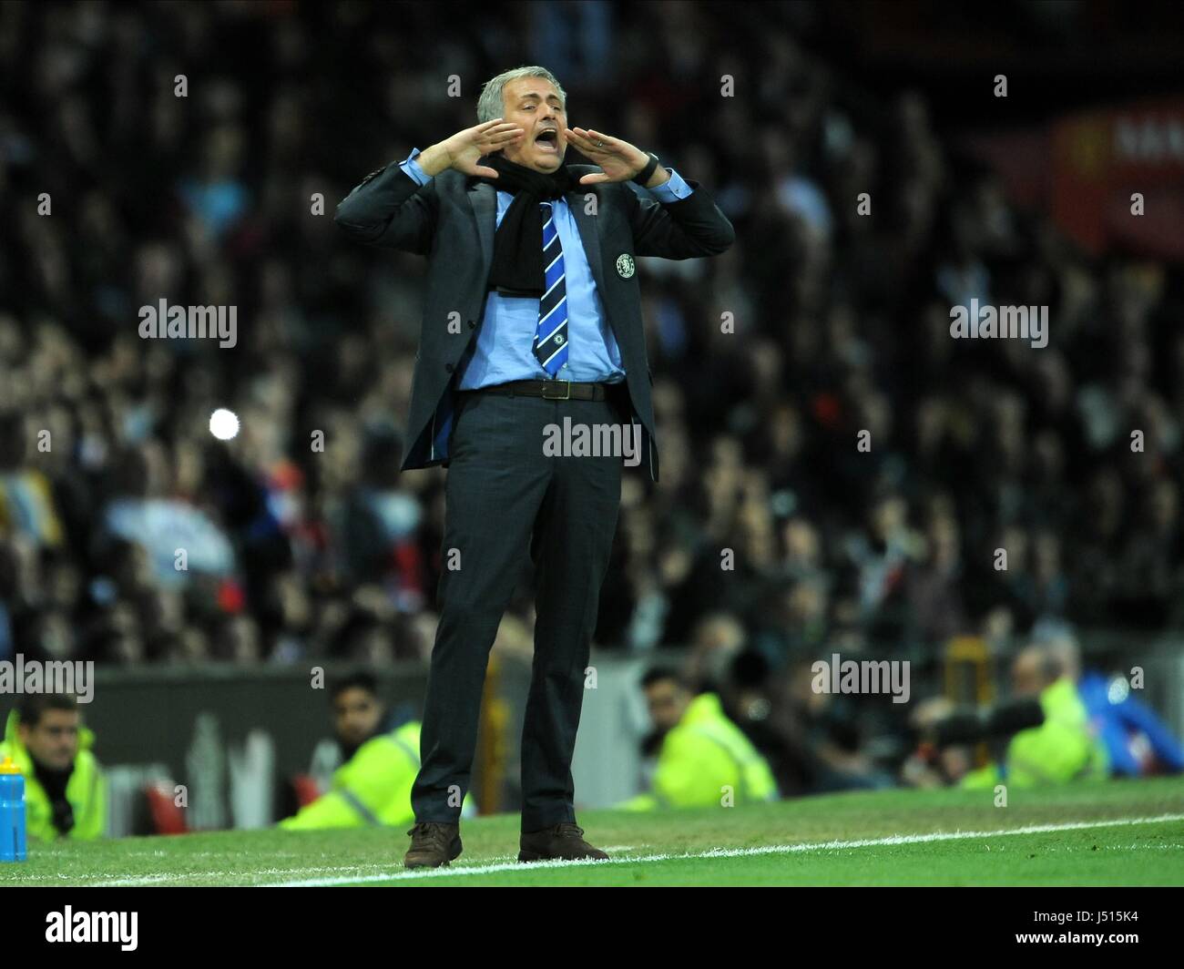 JOSE MOURINHO CHELSEA FC MANAGER OLD TRAFFORD MANCHESTER ENGLAND 26 ...