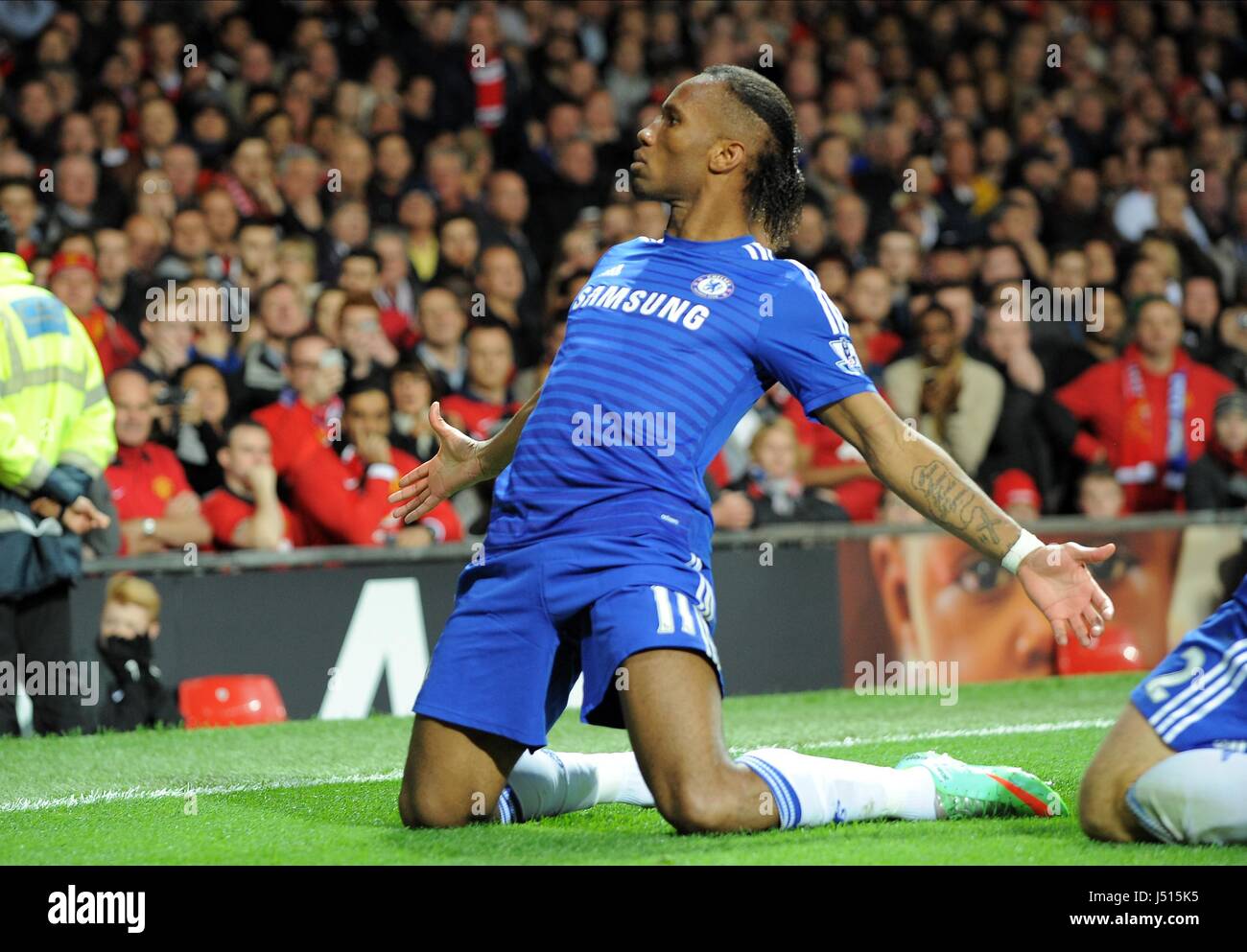 DIDIER DROGBA CELEBRATES GOAL MANCHESTER UNITED FC V CHELSEA OLD ...