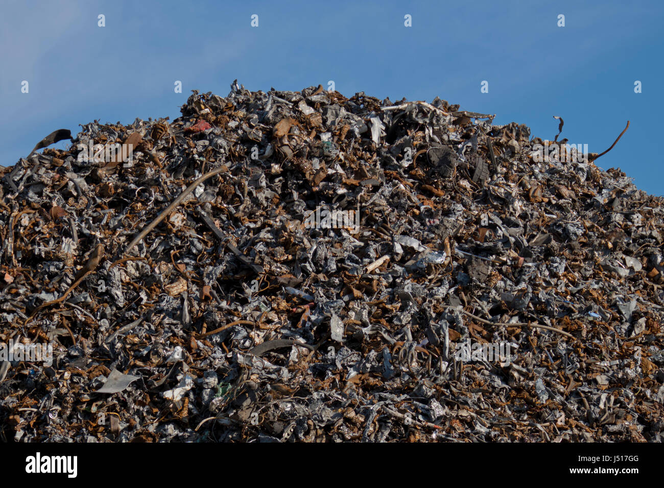 Metal scrapyard recycling centre hi-res stock photography and images ...