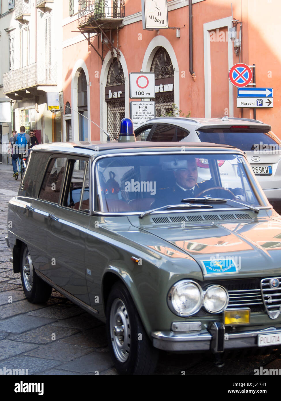 Polizia stradale hi-res stock photography and images - Alamy