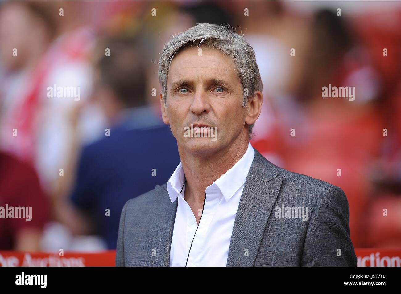 JOSE RIGA BLACKPOOL FC MANAGER THE CITY GROUND NOTTINGHAM ENGLAND 09 ...