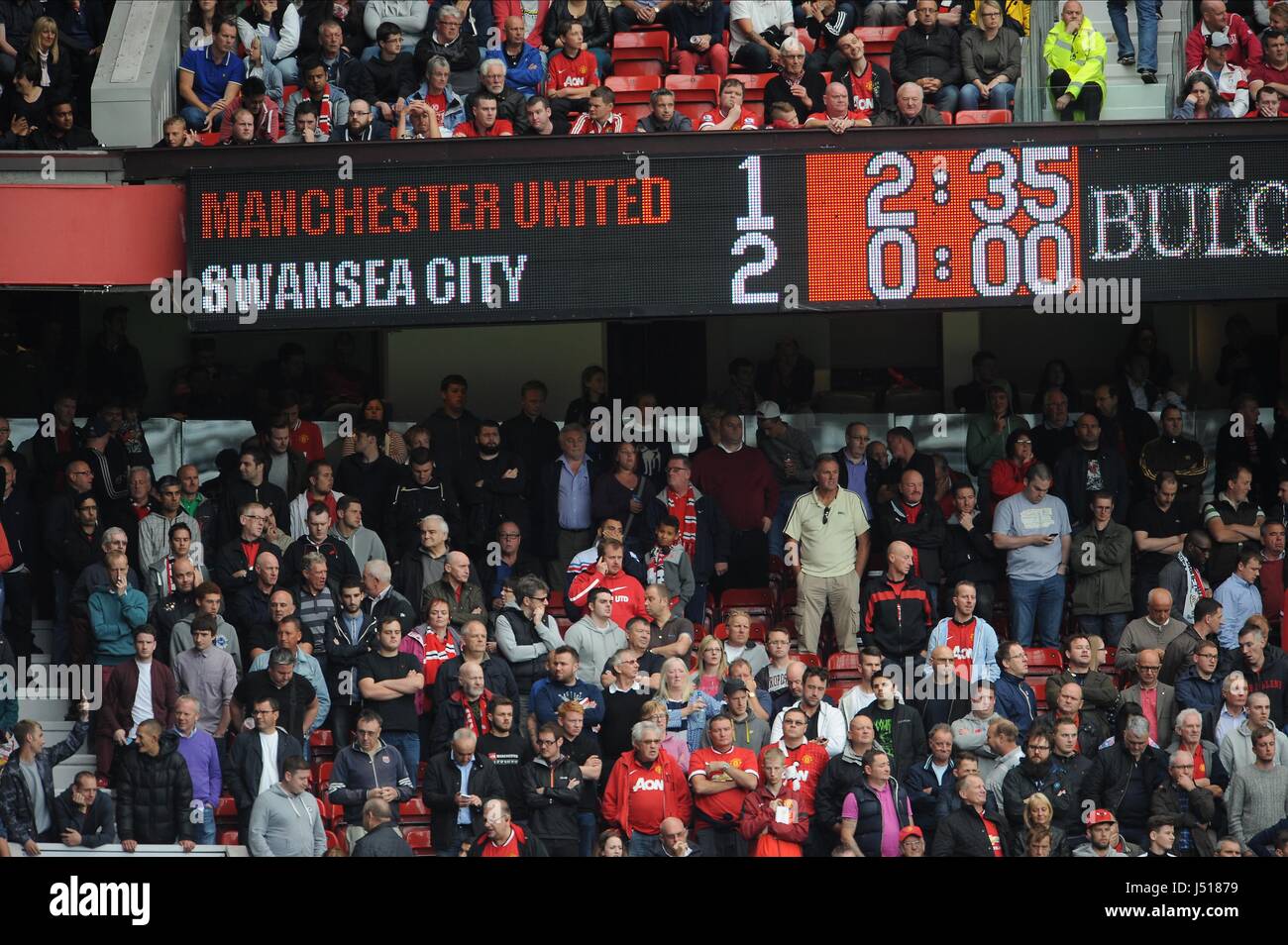 Manchester united score board hi-res stock photography and images - Alamy