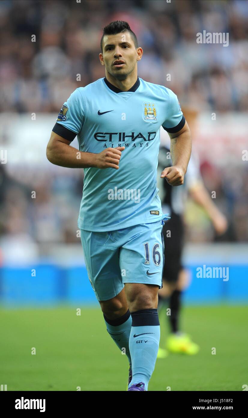 SERGIO AGUERO MANCHESTER CITY FC ST JAMES PARK NEWCASTLE ENGLAND 17 ...