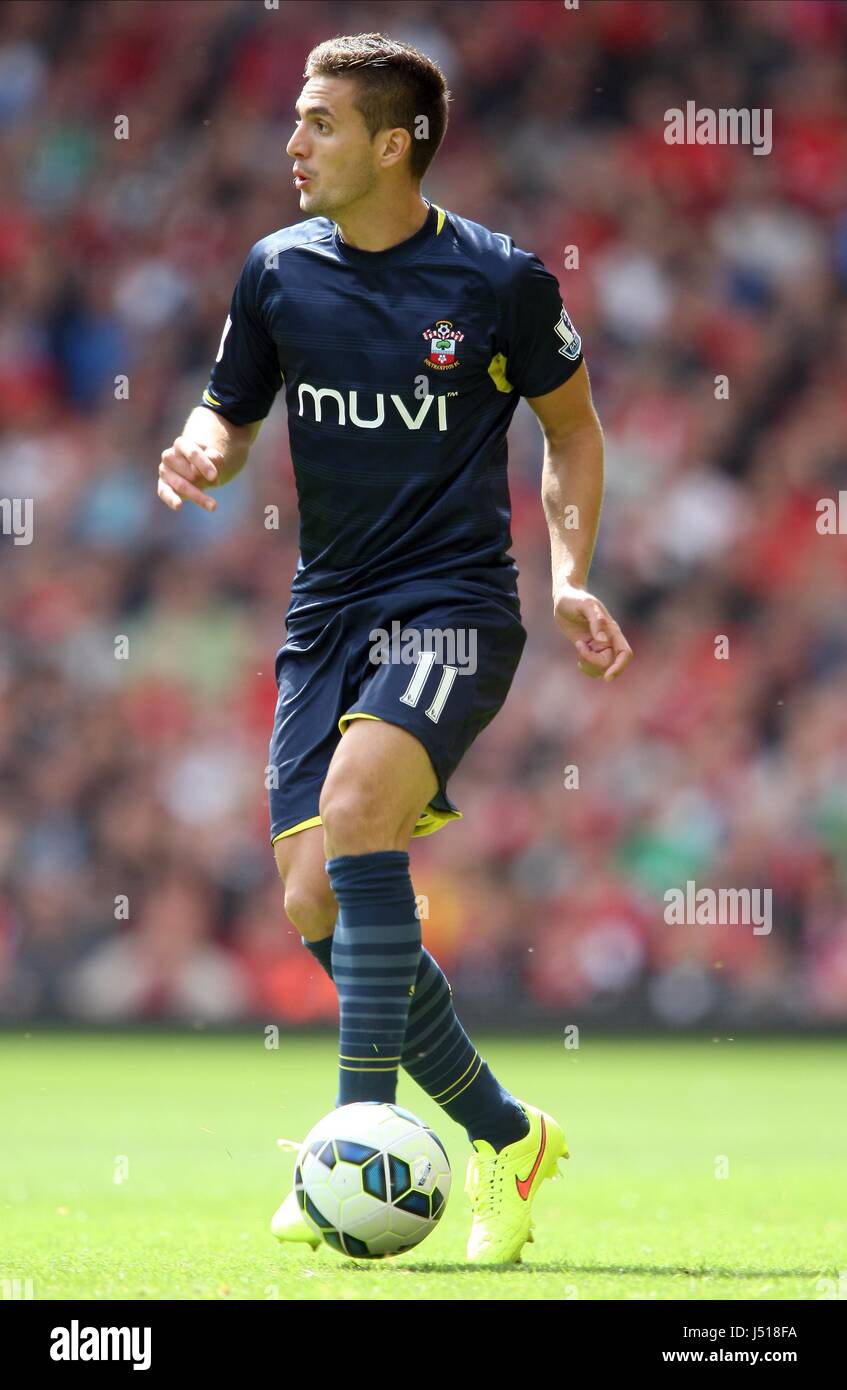 DUSAN TADIC SOUTHAMPTON FC SOUTHAMPTON FC ANFIELD LIVERPOOL ENGLAND 17 ...